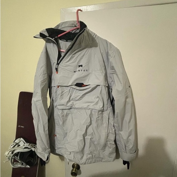 Montec | Jackets & Coats | Montec Dune Light Gray Snowboard Insulated ...